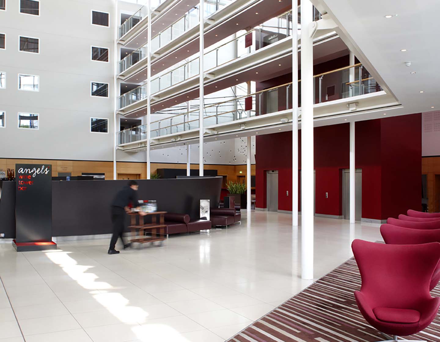 Radisson Blu, Stansted | Hotel LED Lighting Retrofit