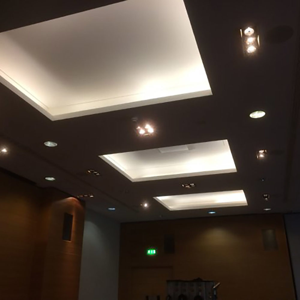 Radisson Blu Stansted | Hotel LED installation cuts costs over 75%