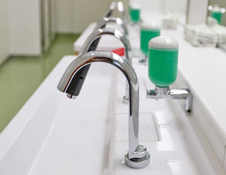 The 10 Best Ways to Save Water in Schools | SaveMoneyCutCarbon