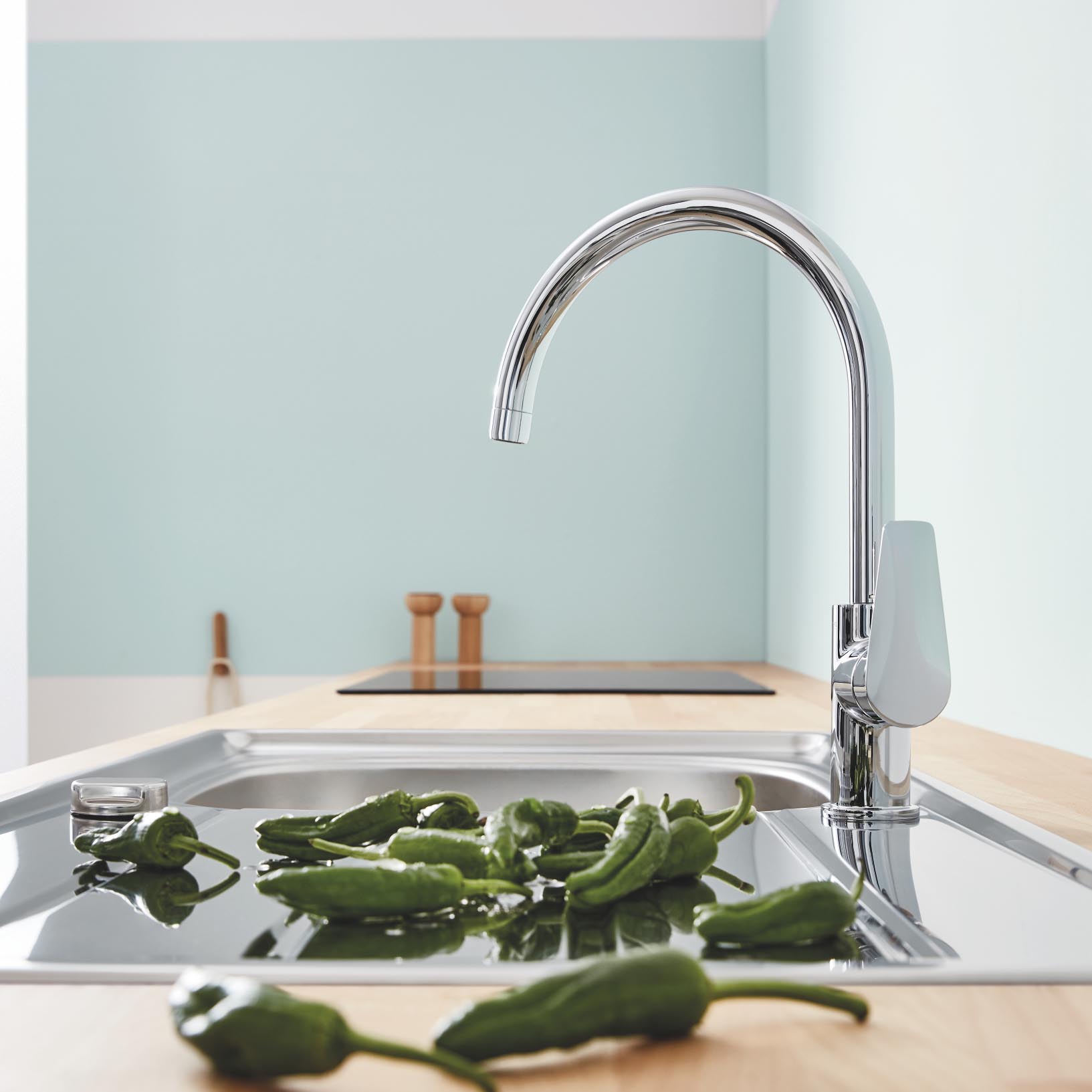 Kitchen Taps Grohe Start Single Lever Kitchen Sink Mixer With Pull Out ...