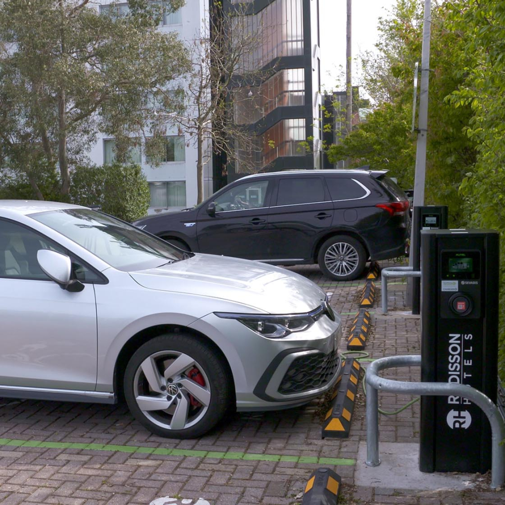 Radisson Red Heathrow Hotel adds revenue-generating EV charging