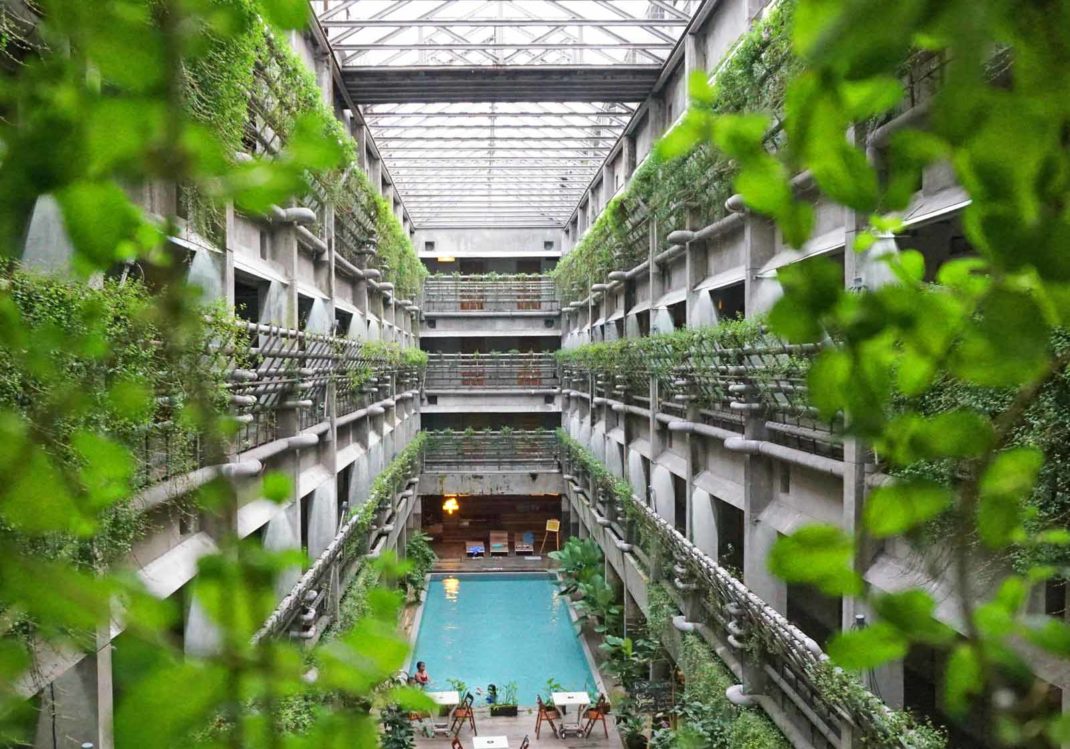 Encouraging your hotel guests to help save energy & water